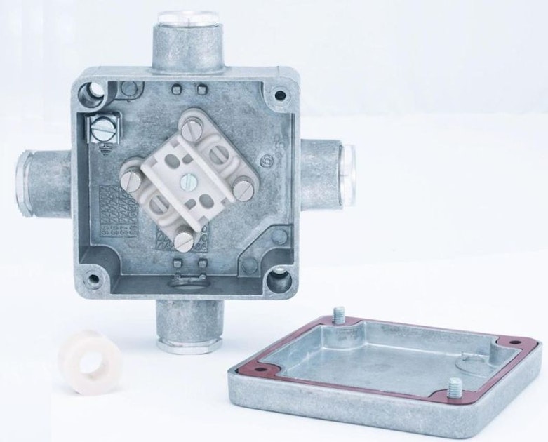 SELCAST JUNCTION BOX HEAT-RESISTANT TERMINAL BOX | Surface Mounting ...