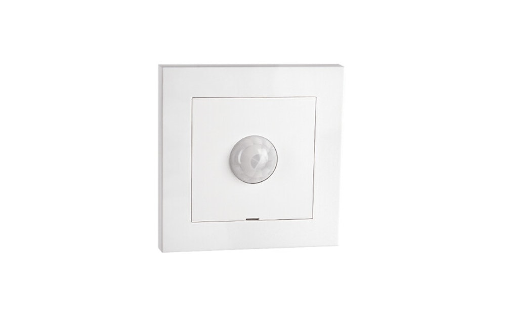 NÄRVAROSENSOR PIR VÄGG VIT | Rörelsedetektorer | Onninen